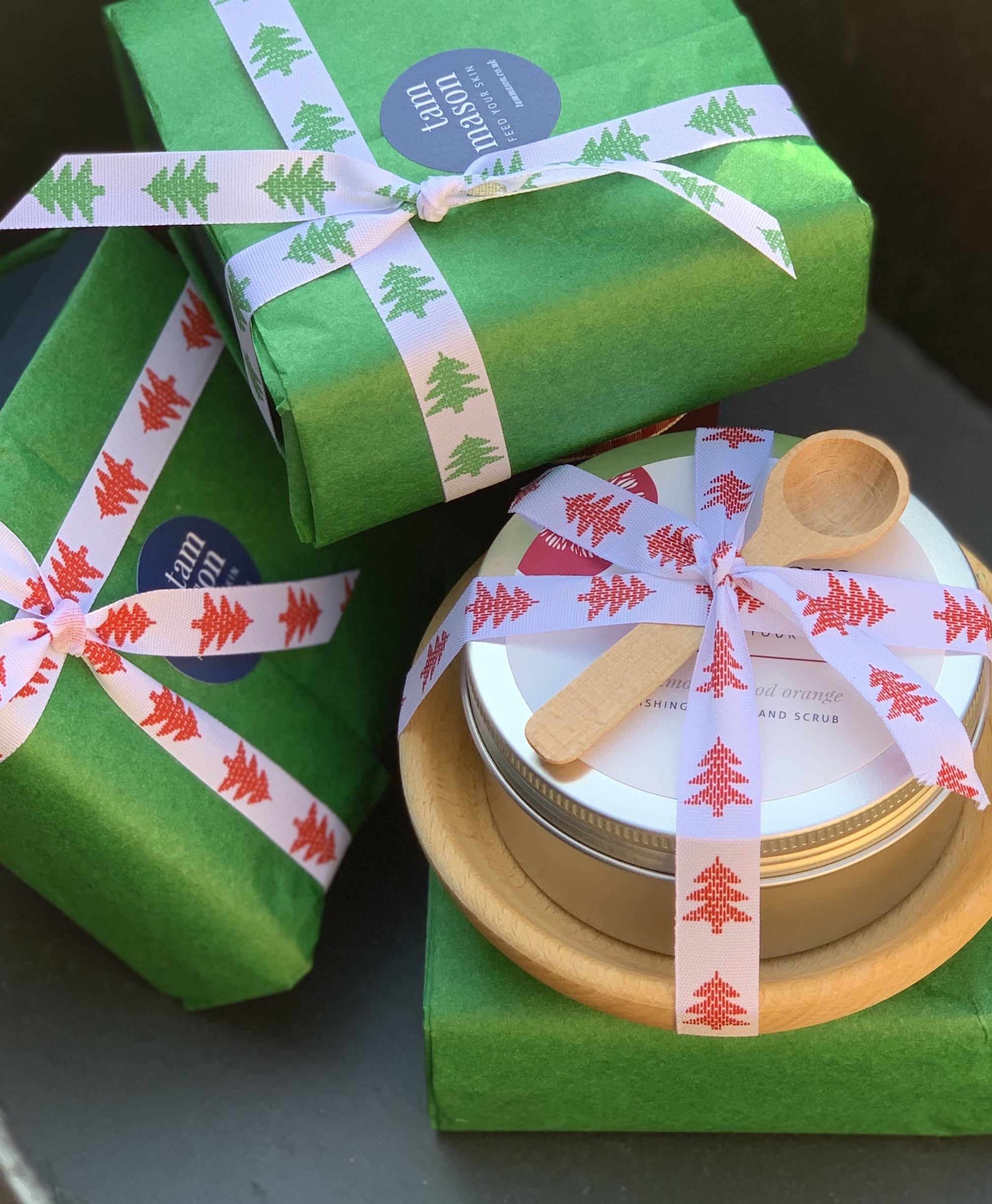 Nourishing Sugar Hand Scrub with Wooden Presentation Dish - Tam Mason